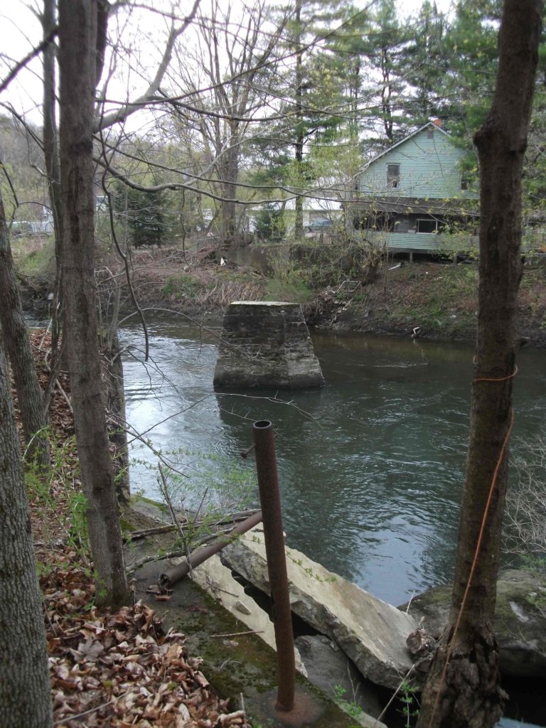 The river bridges (20) of Stockbridge - The Berkshire Edge