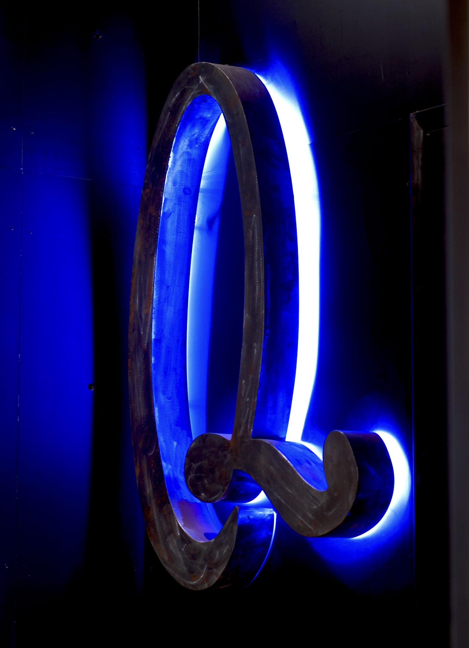 BUSINESS MONDAY: Spotlight on Blue Q—A cultural revolution with Cat-itude! - The Berkshire Edge