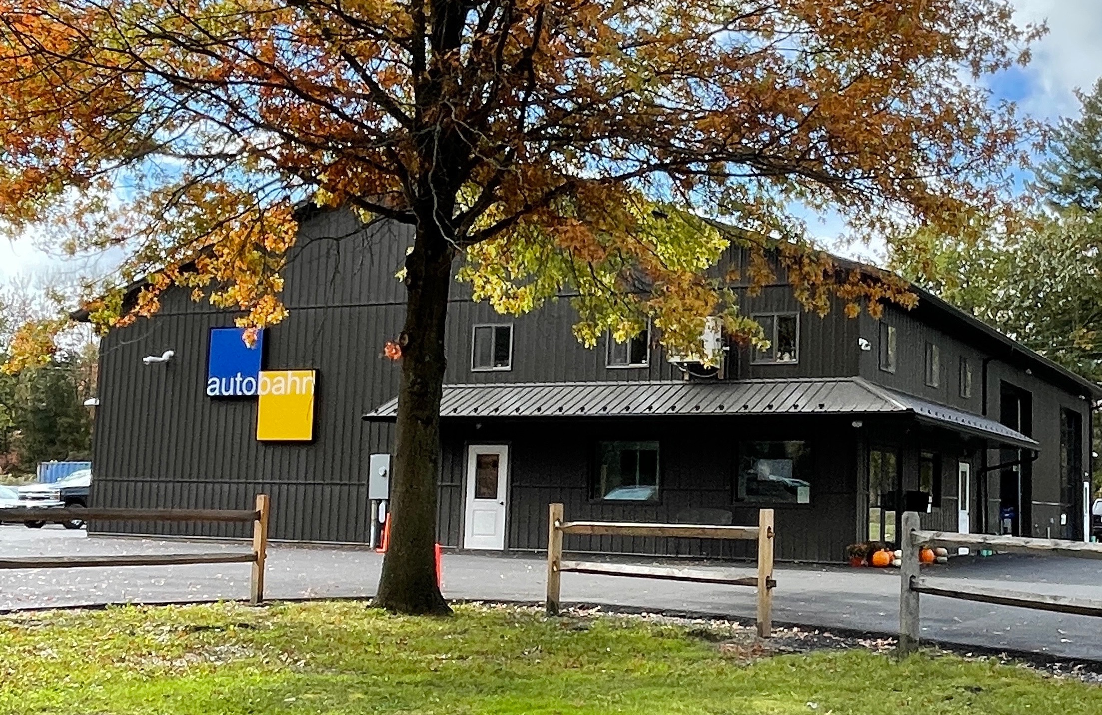 BUSINESS MONDAY: Spotlight on Autobahn—A local independent shop that's ...