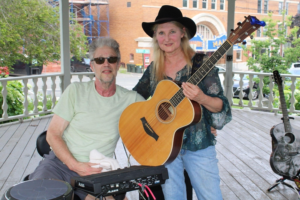 Great Barrington's summer concert series at the Grover's Corner Gazebo ...