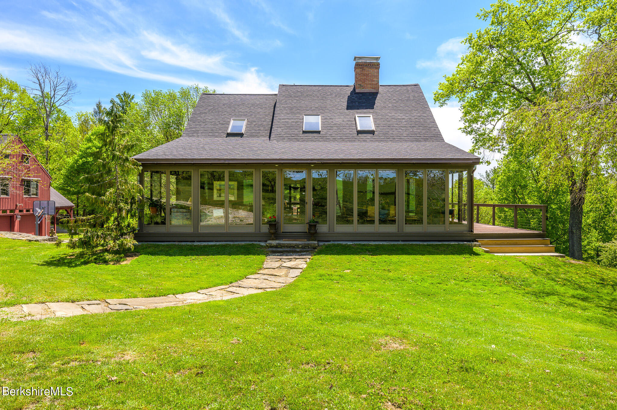 Mini country farmstead in the heart of the Berkshires with the option ...