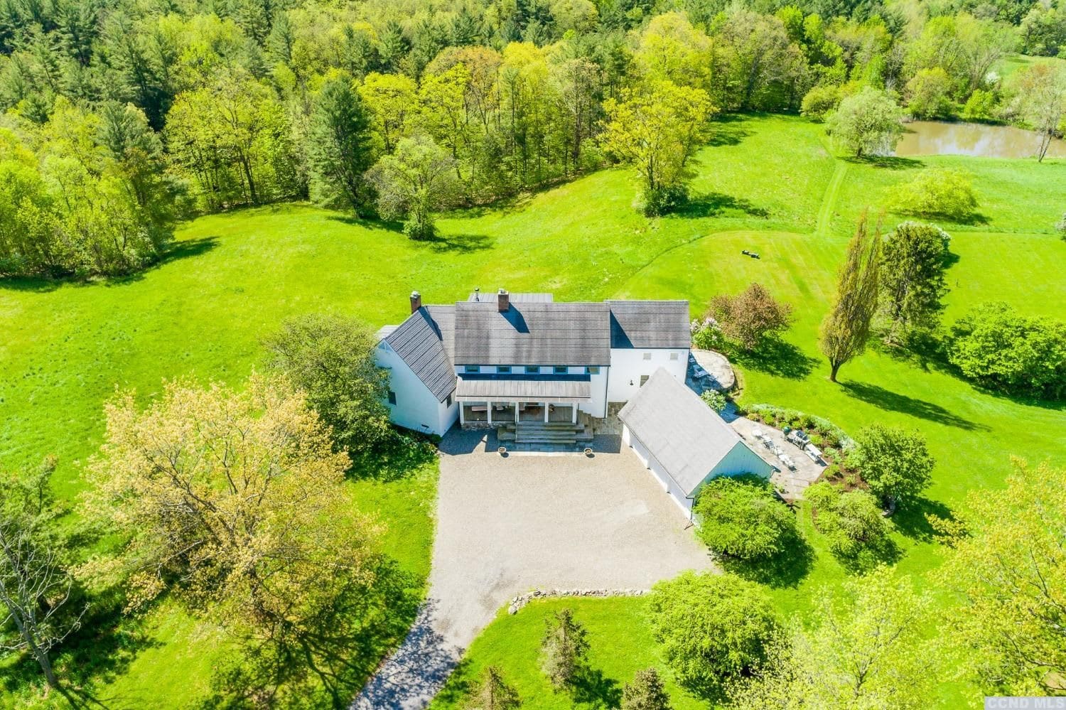 Secluded Old Chatham estate on 37 acres - The Berkshire Edge