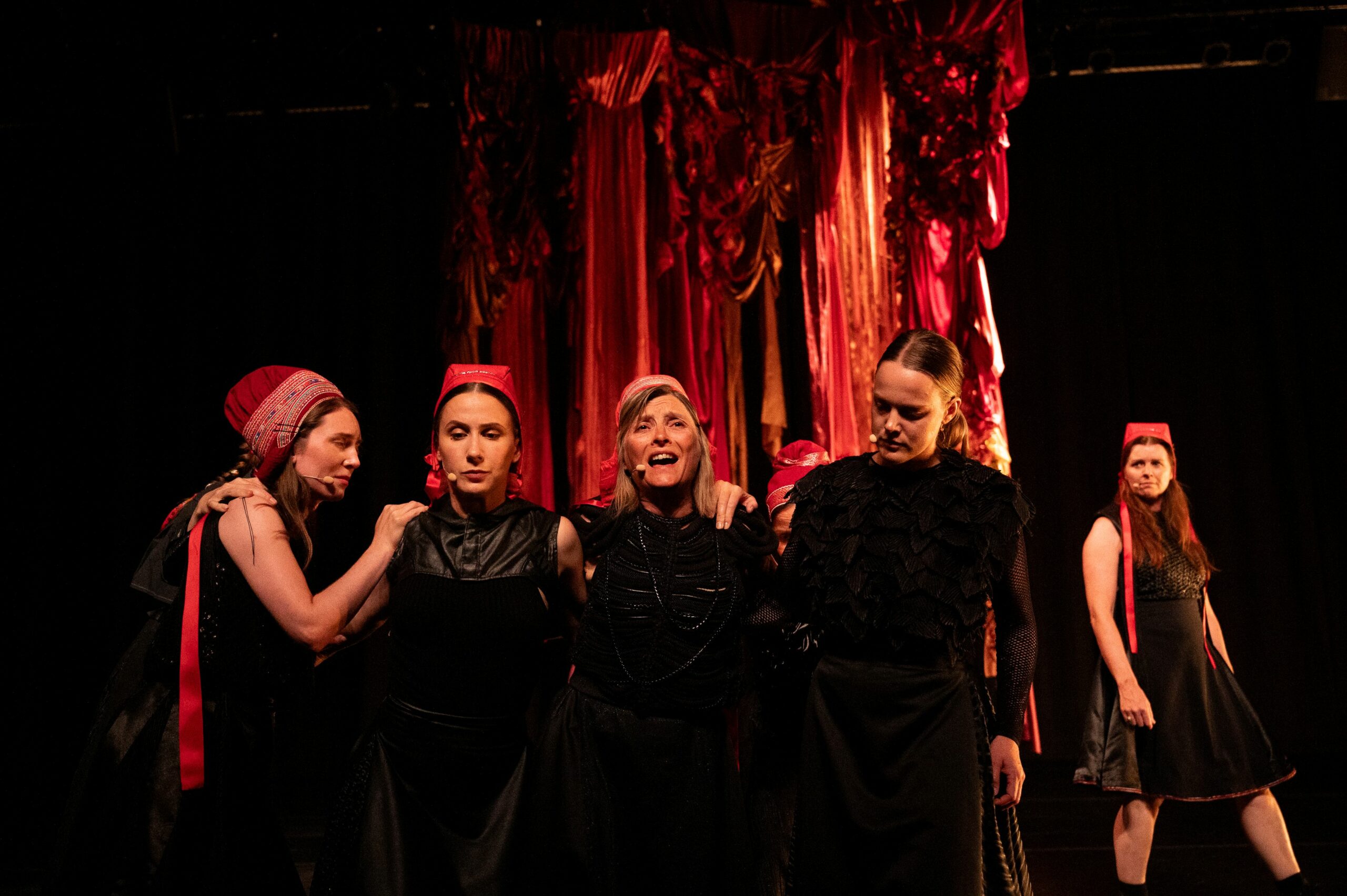 DANCE REVIEW: Elle Sofe Company from Norway has its U.S. debut at the ...