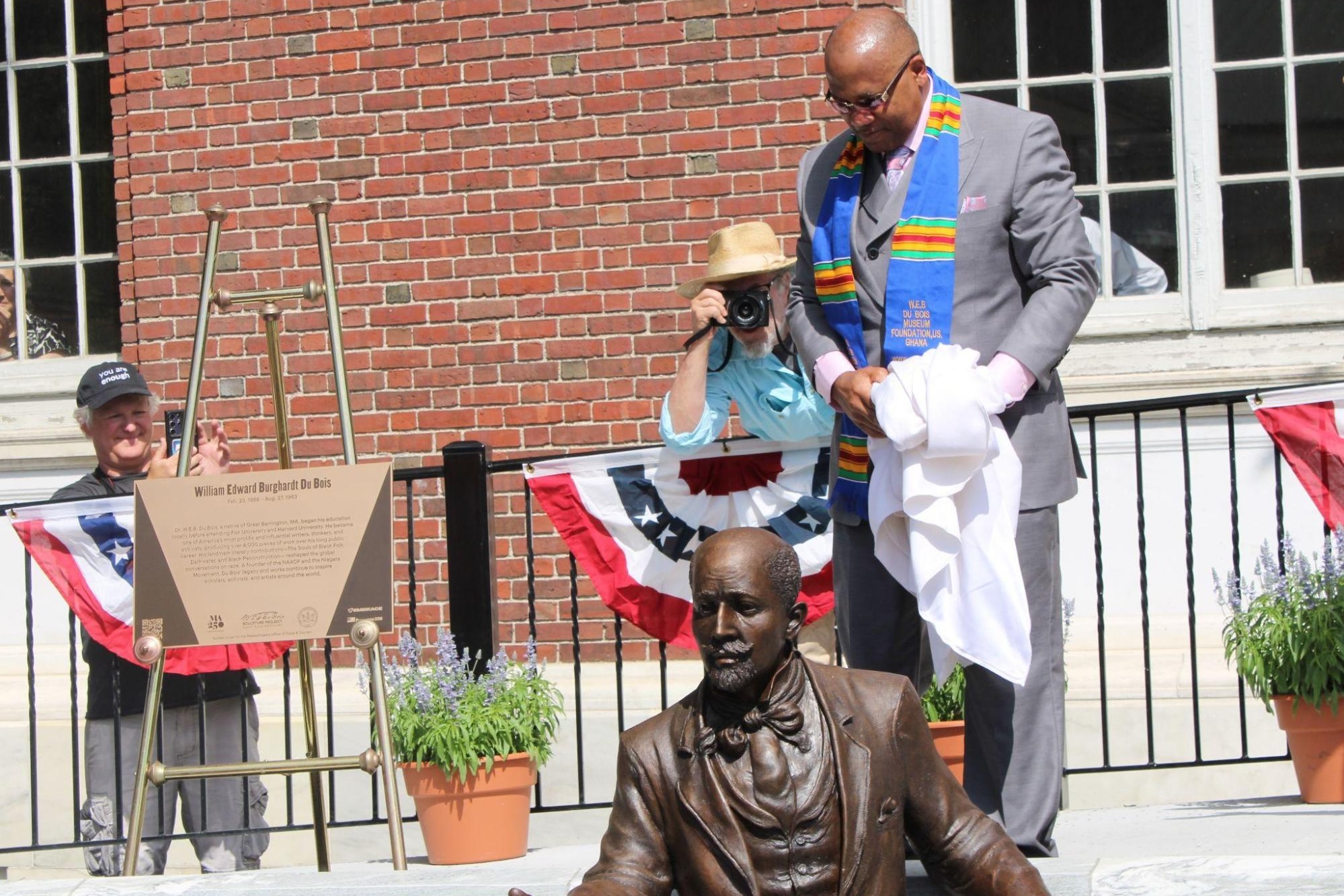 W.E.B. Du Bois comes home to Great Barrington: Sculpture unveiled at ...