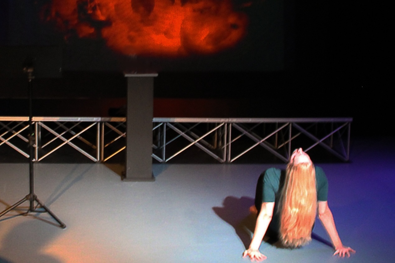 THEATER REVIEW: The U.S. premiere of 'Red Like Fruit' plays at Bridge ...